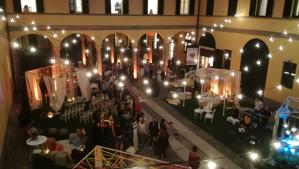 Rental Italian Party Lights - oltreilgiardino